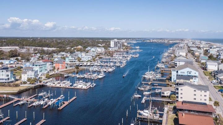 Penthouse | Low Rates | Elevator |Ocean/canal View - Carolina Beach