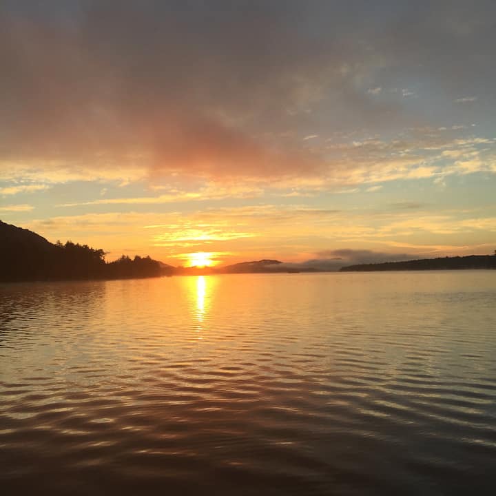 Tussing's Four Seasons Lodge On 4th Lake - Old Forge, NY