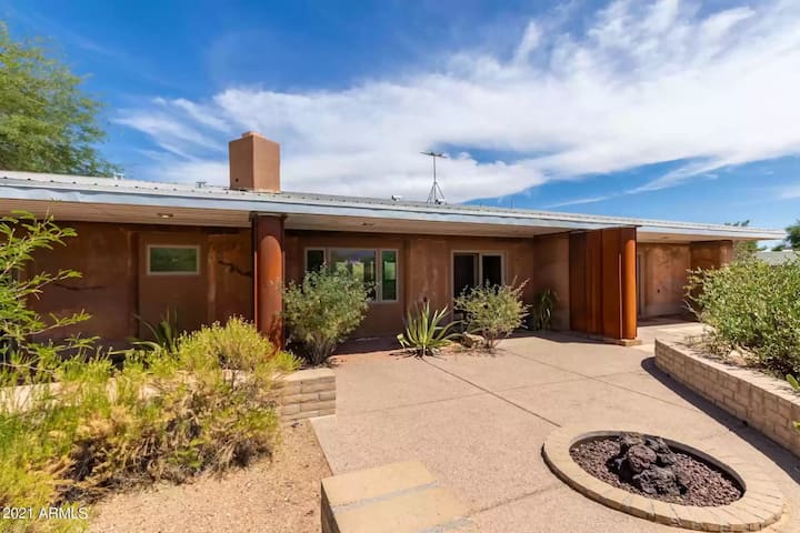 Adventure & Serenity In Litchfield Park | Sleeps 8 - 巴克艾