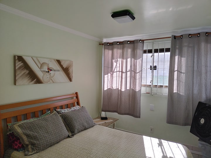 Quarto E Sala Top A Cinco Minutos A Pé Da Praia - Cabo Frio