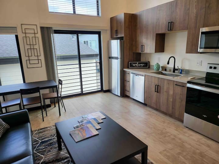 Minimalist Urban Haven - Unit D - Tacoma, WA