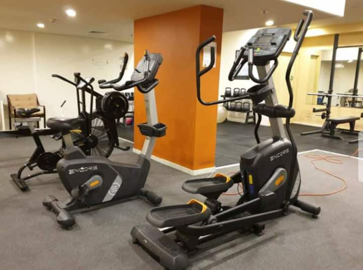 A Gem Above Melbourne With Gym, Swim Pool & Sauna - Melbourne