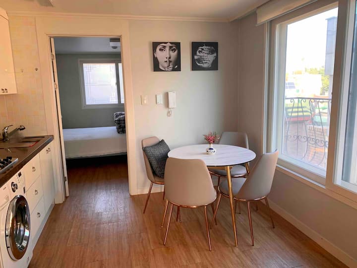 [2br+beautiful Rooftop]@ Hongdae, Yeonnamdong - Seoul