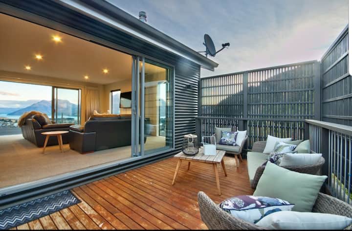 What A View!!...arrive And Relax!!! - Queenstown