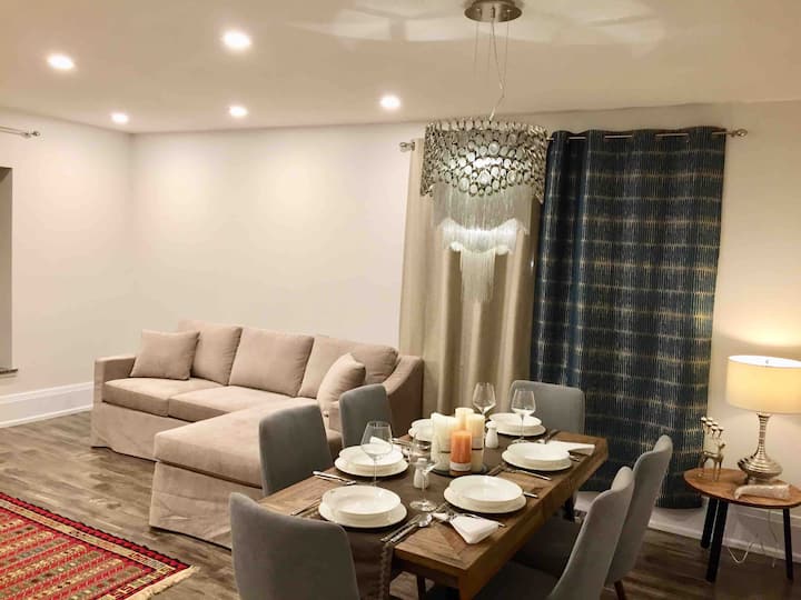 Beautiful Modern New 2story+basement+free Parking - Vaughan