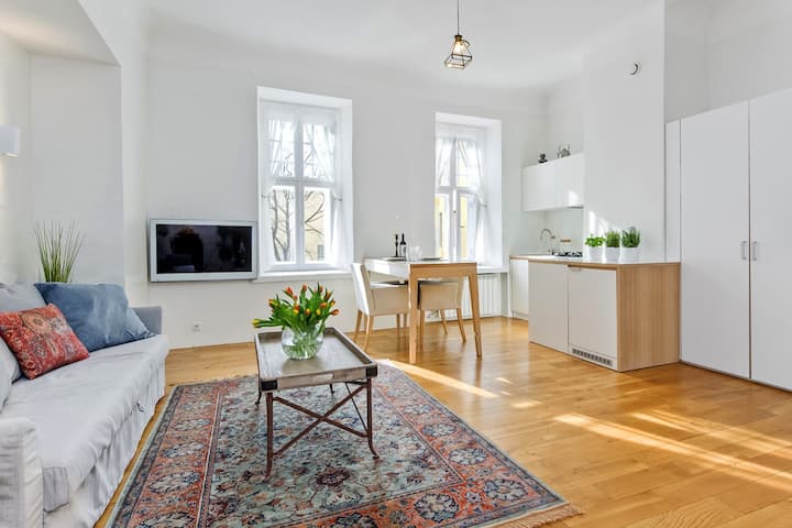 Best Located Beautiful Apartment In Old Town - Tallinn