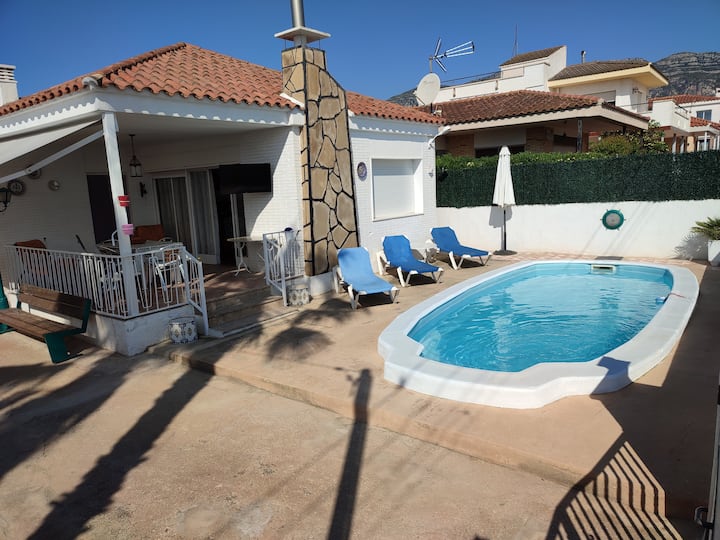 Exclusivo Chalet A Pie De Costa Y Piscina Privada. - Costa Dorada (España)
