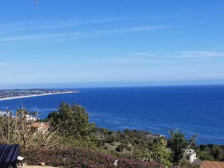 Ocean Sunsets On Encinal Bluff - Sleeps 4 - Malibu, CA