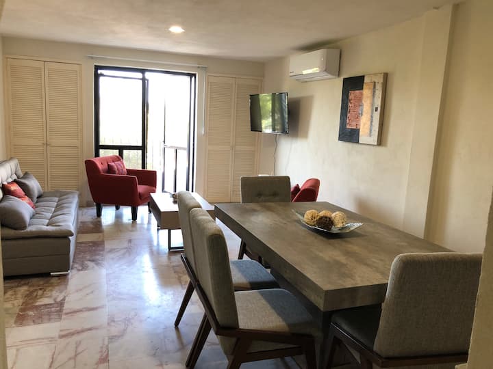 Departamento En Marina Vallarta Y Centro Comercial - Puerto Vallarta