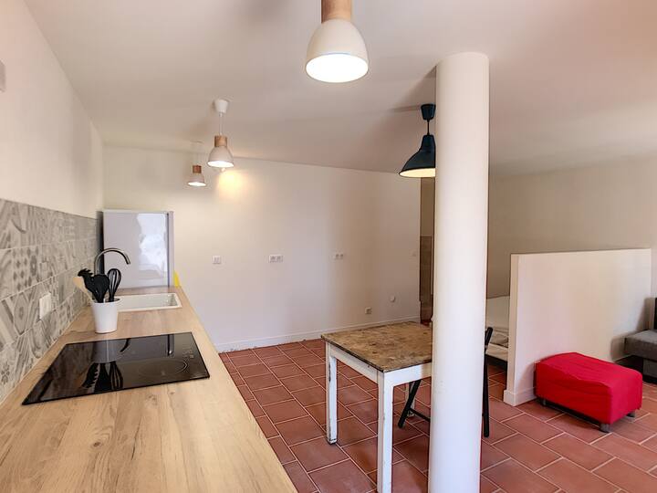 Studio Neuf Centre-ville à 15' à Pied De La Plage - Cargèse