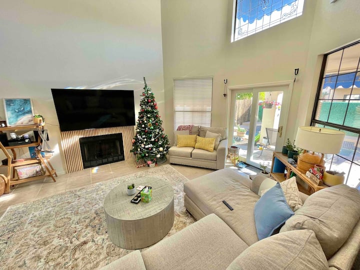 Always Sunny 3br/3ba Villa, Private Pool &Garage - Tempe, AZ