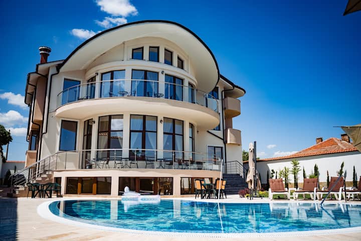 Цяла Къща! Villa Almira с. Белащица - Plovdiv