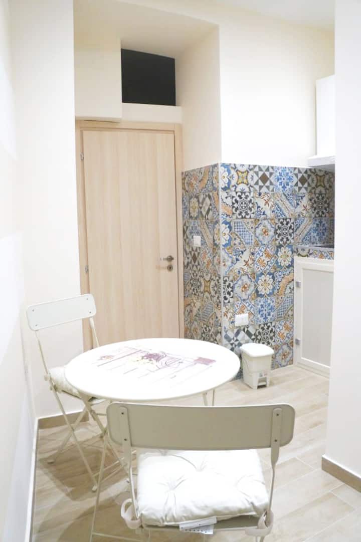 Merygiò - The Cutest Place In Napl' ! - Naples