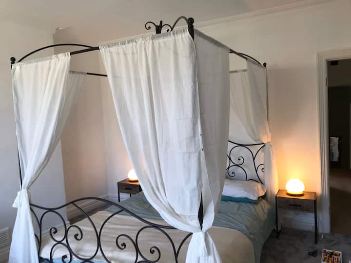 Lovely King Size Room Central Harrogate For 2 - Harrogate