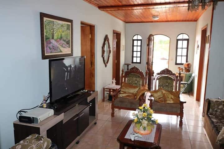 Casa Com Lareira 3quarto Tv, Wifi Campos Do Jordão - Campos do Jordão