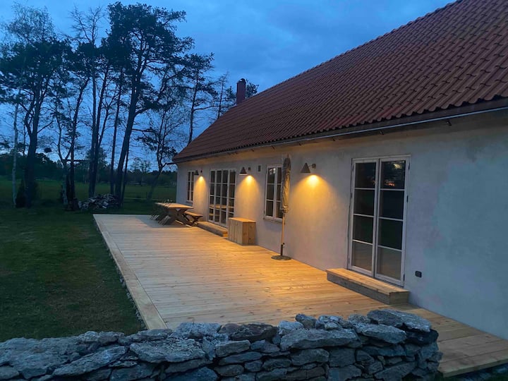 Charmigt Och Modernt Gotlandshus - Gotland län