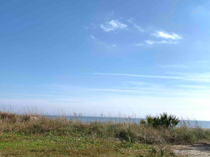 Od Tower I #32, Beautiful Ocean View Condo, Pool - Myrtle Beach, SC