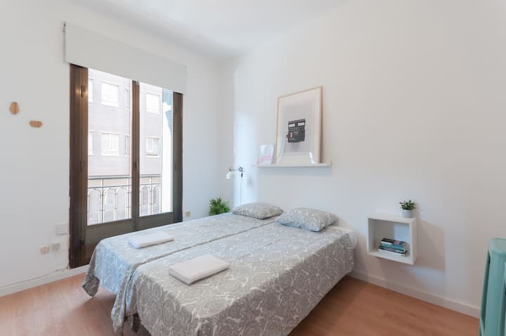 **Studio City Centre-atocha-wifi,a/c,smarttv - Leganés