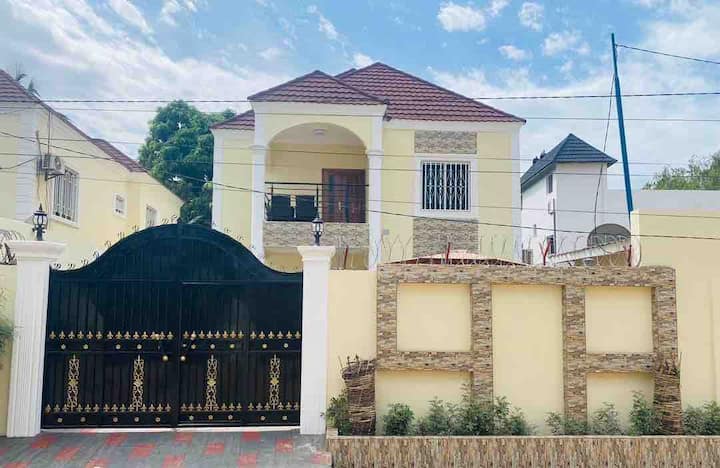 Janha’s Senegambia Villa Holiday Rental Free Wi-fi - Gambia