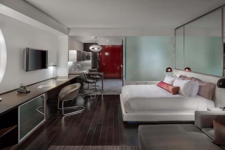 Palms Place Luxury High Rise - 29f - Las Vegas Strip, NV