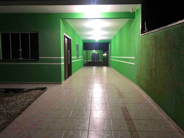 Casa Com Piscina Guaratuba-pr. R$ 2.450,00 Diária. - Guaratuba