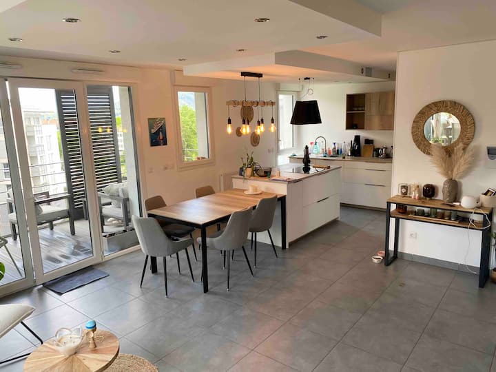 Appartement T4 115m² 3 Terrasses - Annecy