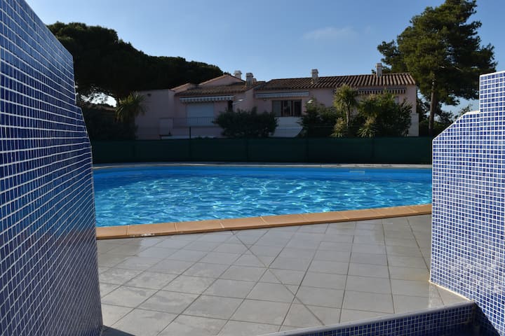 T2 Cap D Agde Proche Zone Naturiste (Near Nudist ) - Agde