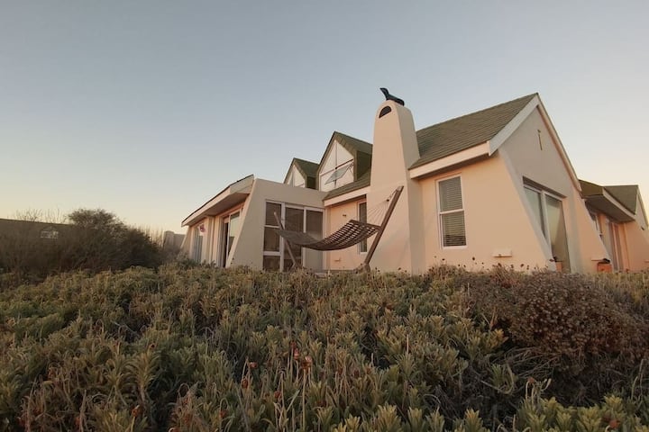 88 Sunbird - Sea Facing - Beach House - Darling