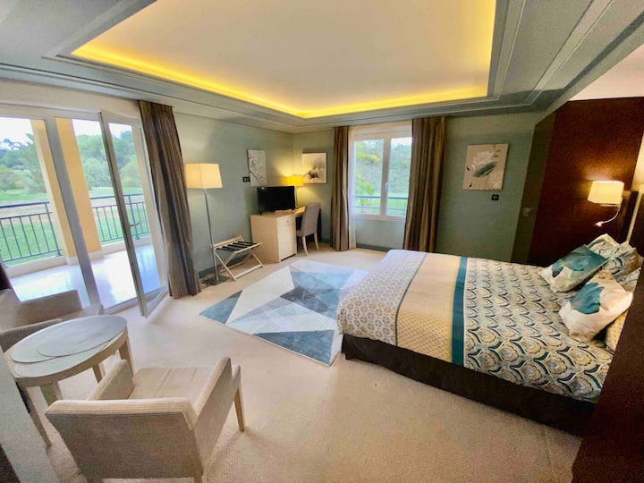 Suite Deluxe Face Au Golf De Juvignac - Juvignac