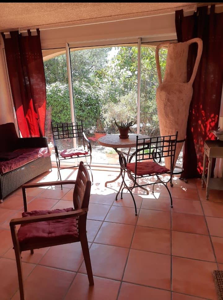 Une Halte Chez Moi - Avignon