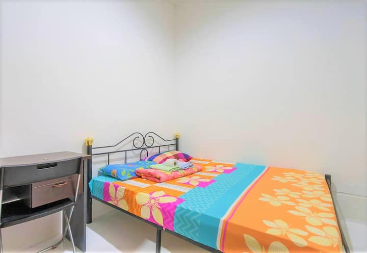 Lavender Queenbed Rmt*: 5m Walk Mrt - Novena