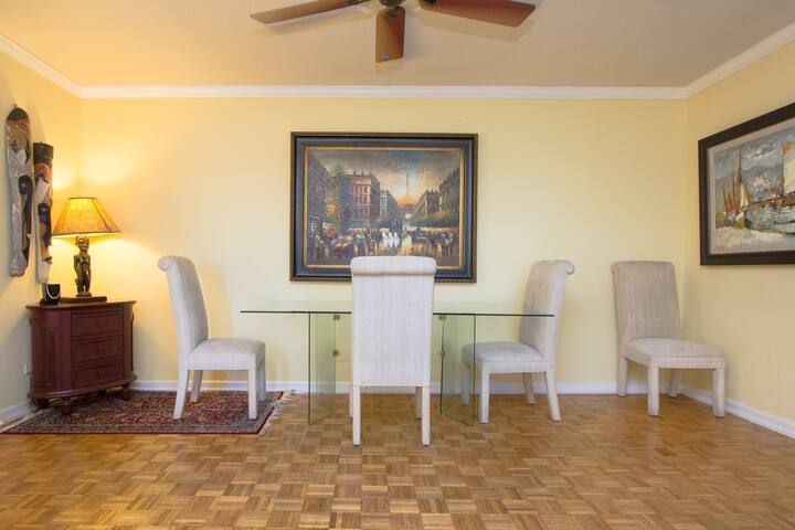 CNN Center Post Office : locations de vacances et logements - Atlanta ...