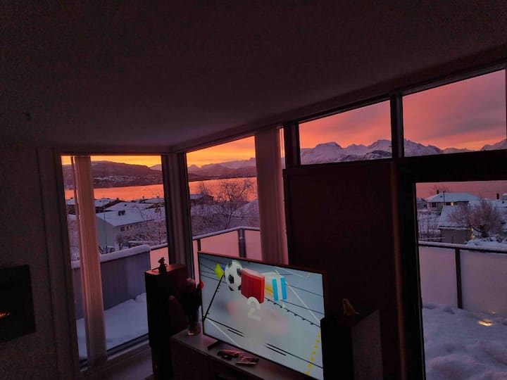 Top Floor 2 Bedroom Appartement - Ålesund