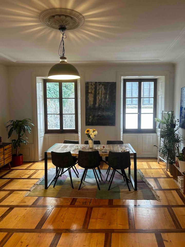 Superbe Appartement Au Cœur De La Vieille Ville - Sion