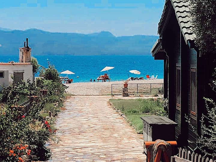 Wooden Summer Beach House In Akyaka - Akyaka