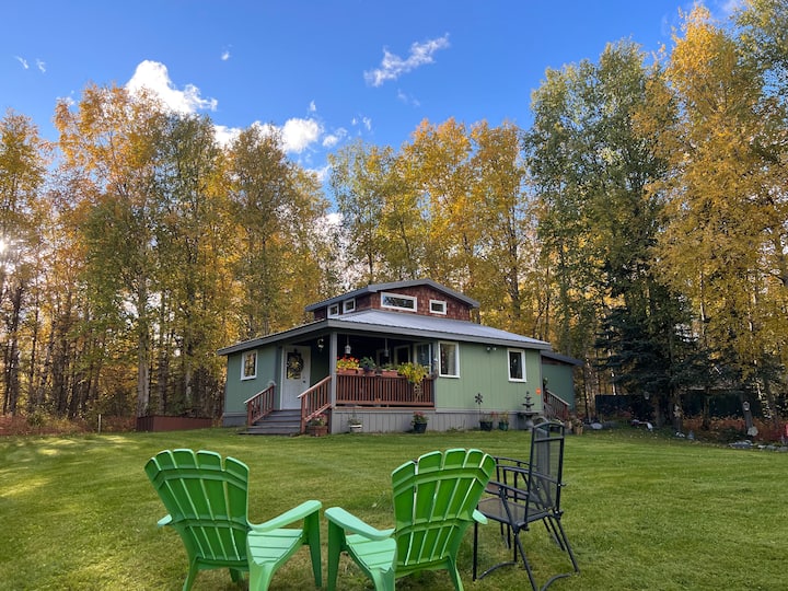 The Green House Hideaway Near Hatchers Pass - Alaska