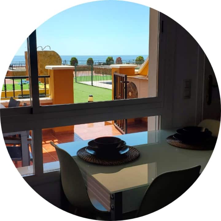 Acogedor Apartamento De Playa  Con Piscina. - Pulpí