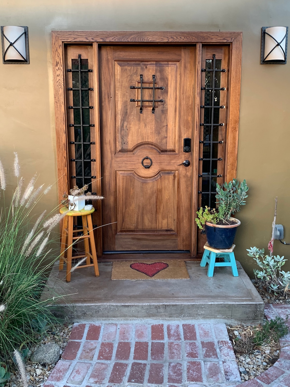 Chill & Friendly Detached Casita/Studio - Cottages for Rent in Los ...