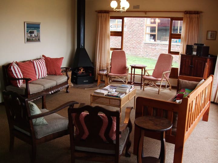 Comfy House In Tranquil Neighborhood. - Still Bay