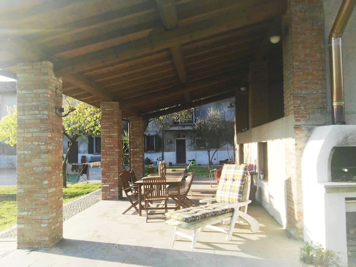 Splendido Fienile Immerso Nel Verde - Lodi