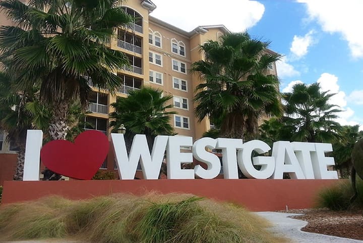 50% Off Sale
2 Bedroom 5-star Grand Villa - Clermont, FL