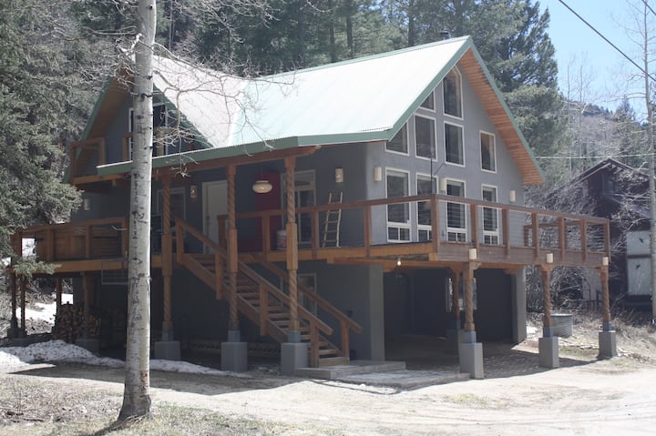 Casa De Toro - Taos Ski Valley, NM