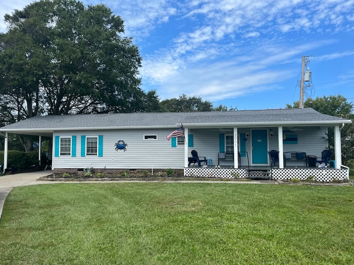 Oceanside Village 4 Bedroom Home  Happydaze - Garden City, SC