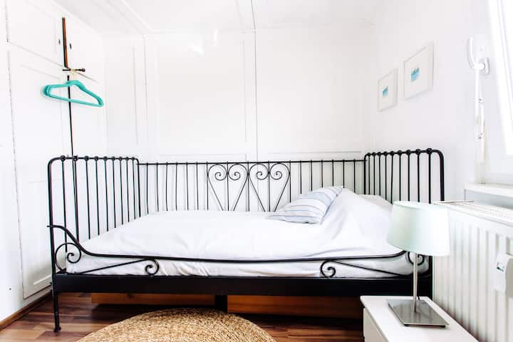 Jolie Chambre Au Centre De Ditzingen - Stuttgart