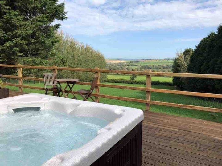 Glamping In Pembrokeshire With Hot Tub - Cardigan