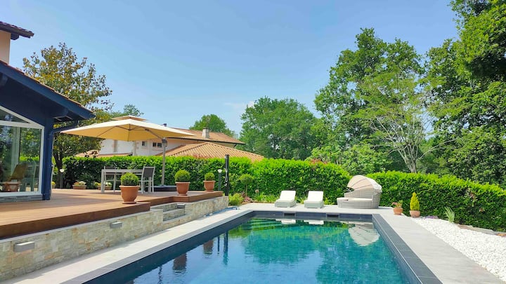 2 Chambres Dans Maison Avec Piscine Dans Un Golf - Espelette