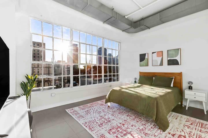 2 Br Dtla Condo W/ Pool & Free Parking - Los Angeles, CA