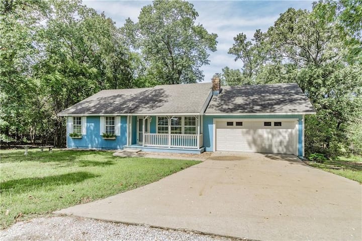 Back 40 Blue - Bella Vista, AR