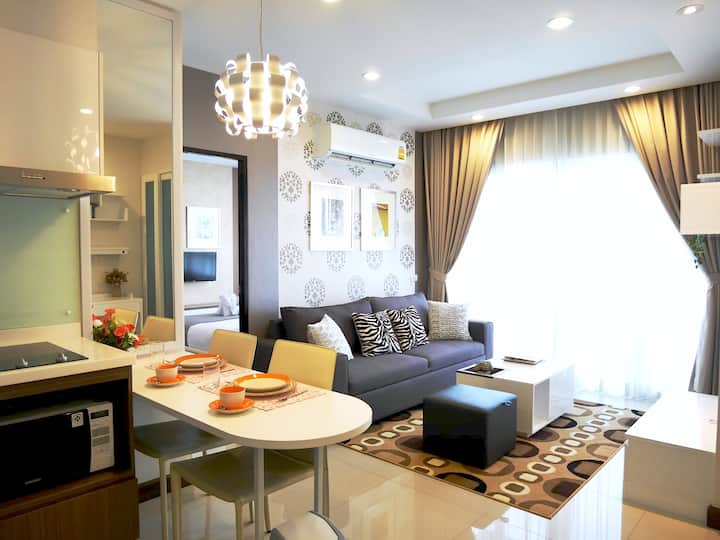 Fast Wifi 7th Floor Modern Luxury Condo - Chiang Mai
