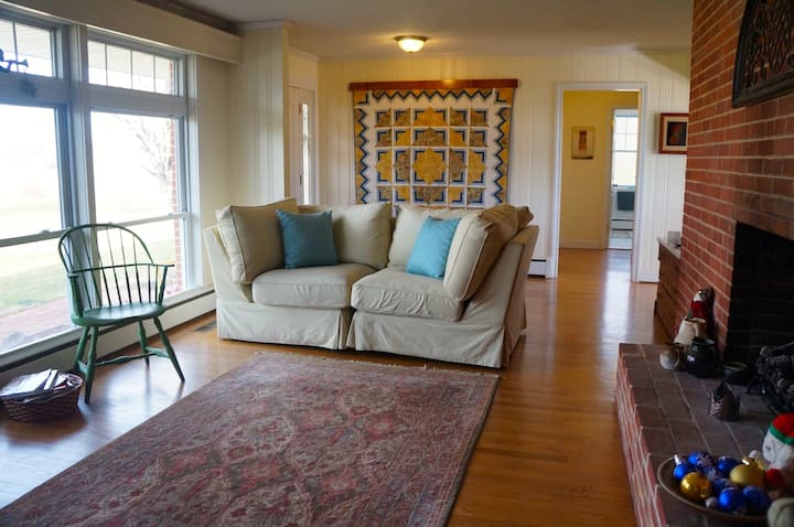 Blue Ridge Mountain View Home - Lexington, VA